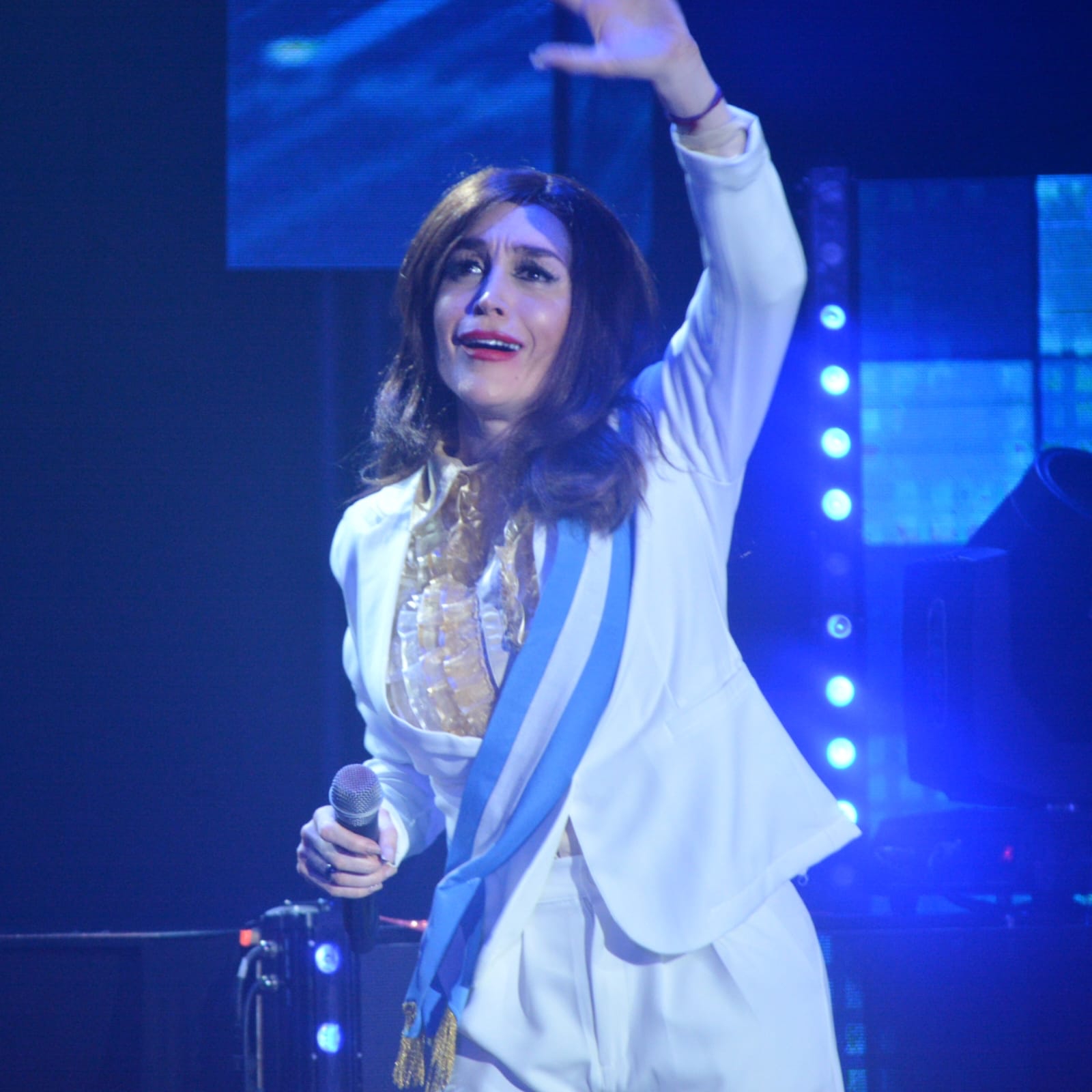 Lola Magnin. La nueva novia del Kun. Diosa absoluta! | Pablo Layús