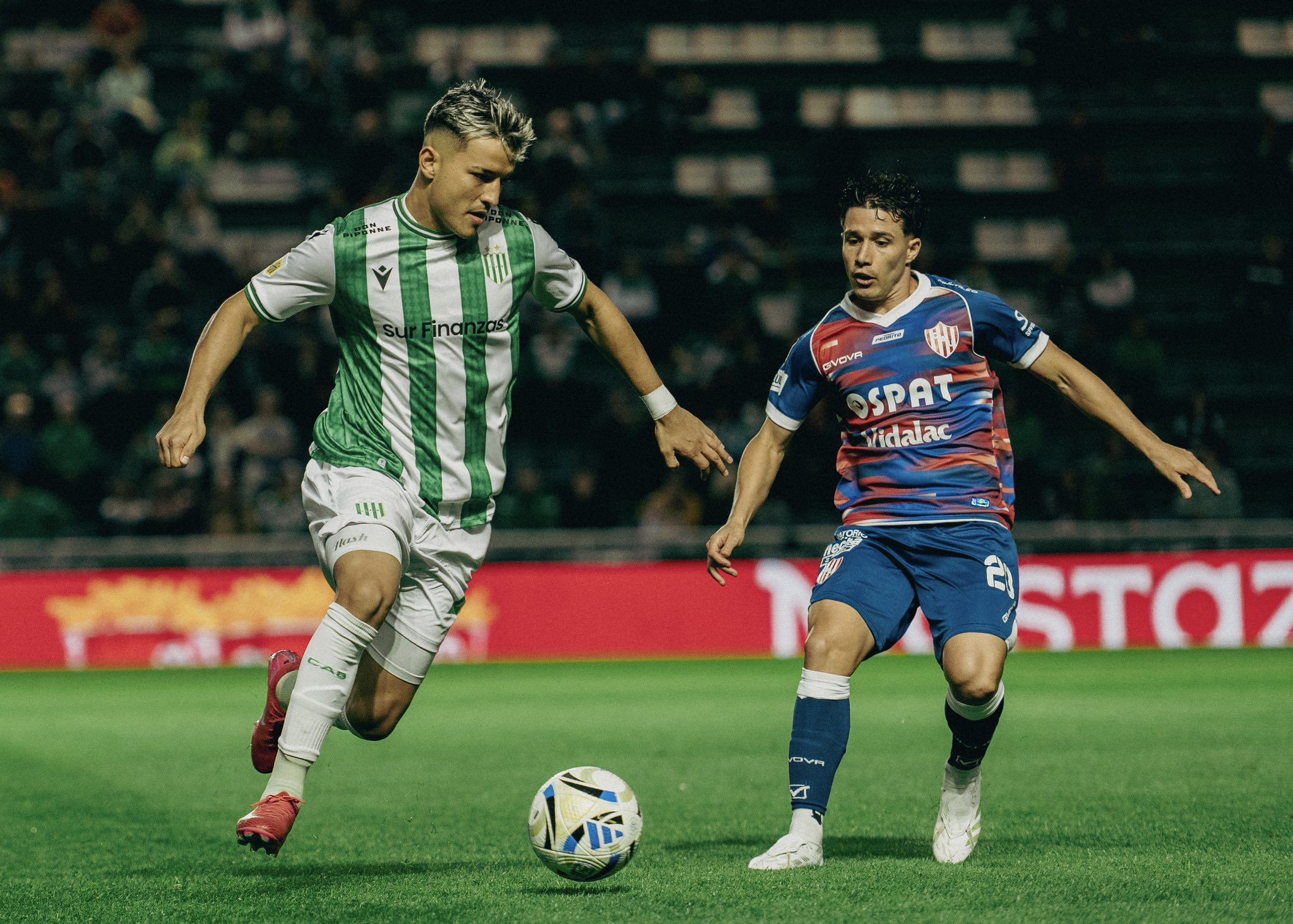 Unión empató sin goles con Banfield y sigue liderando la zona A | Pablo ...